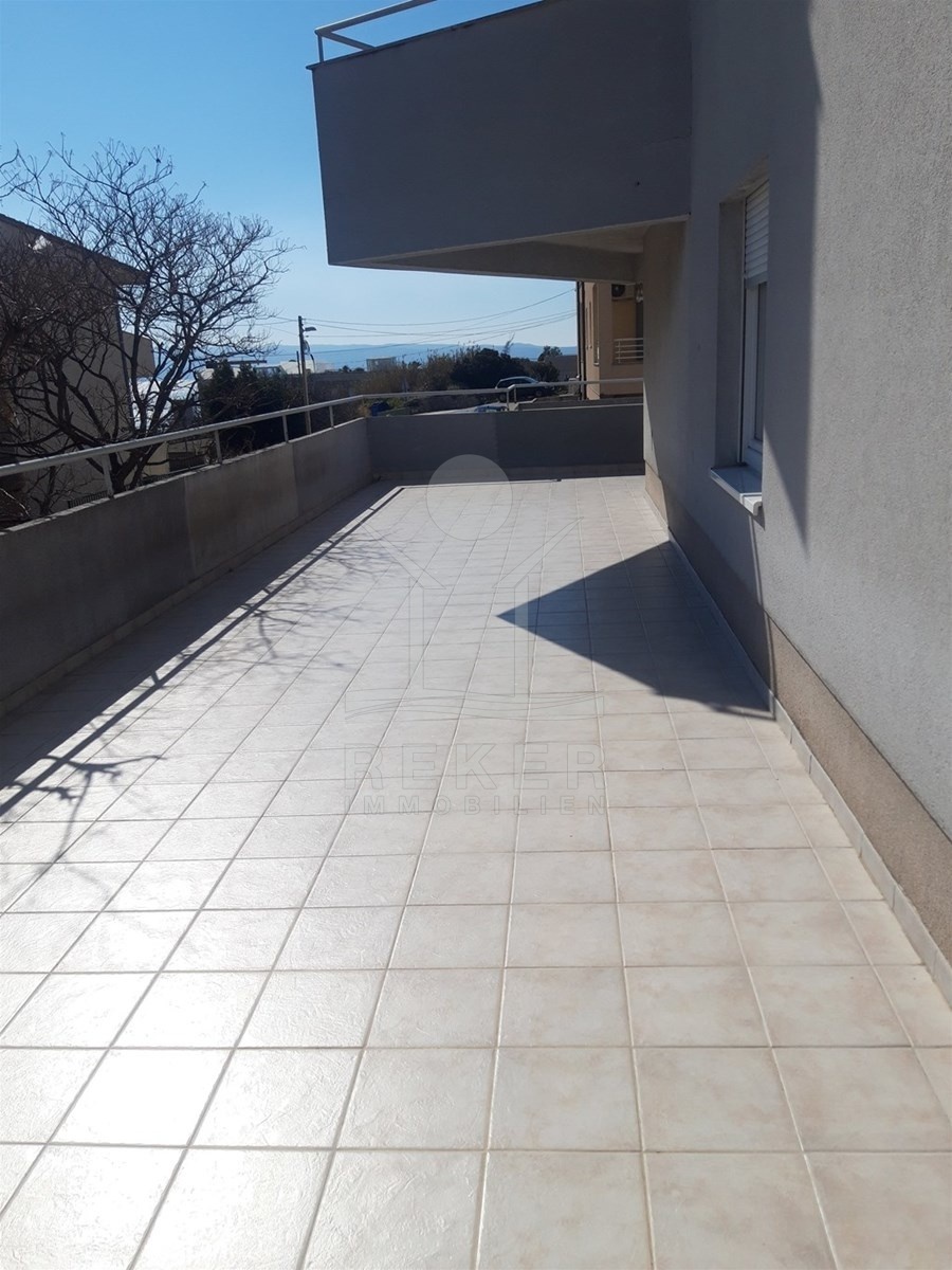 Spüren Sie den Komfort und die Harmonie: Erdgeschosswohnung mit ...